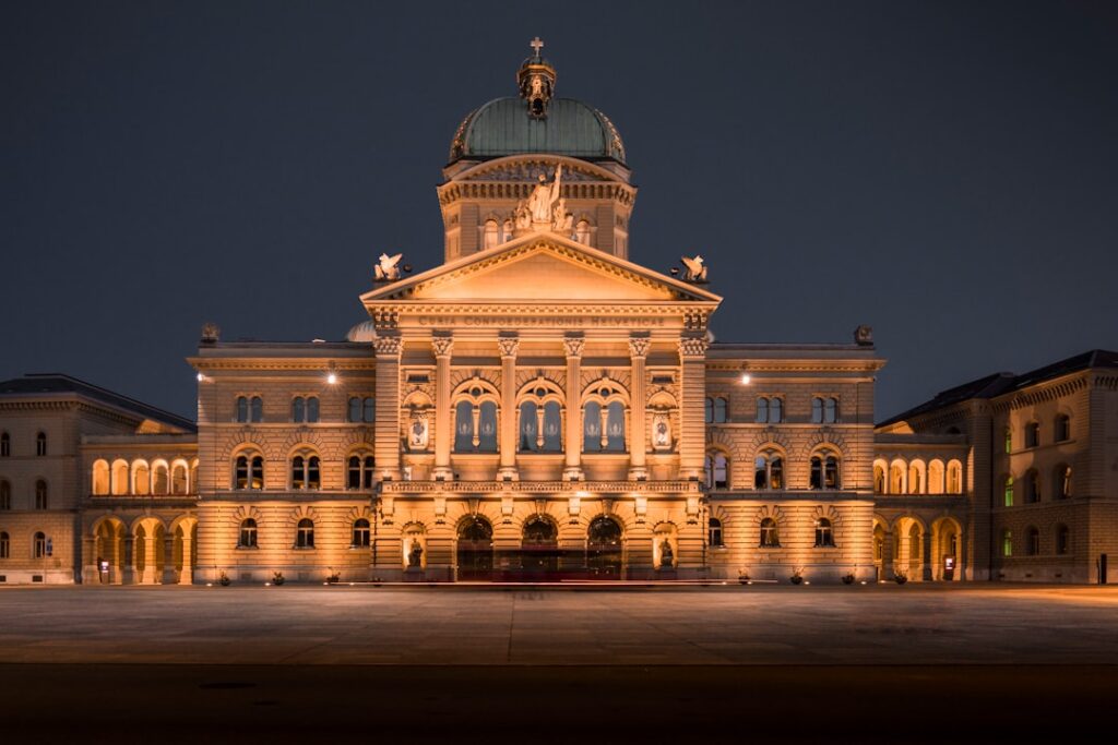 Das Verhältnis von Bund und Kantonen in der Schweiz - CVP BS